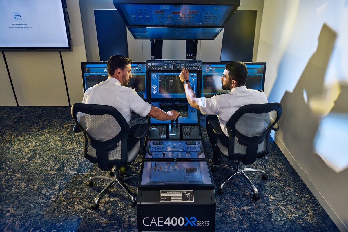 Emirates invests $136.15 million in new flight crew training center