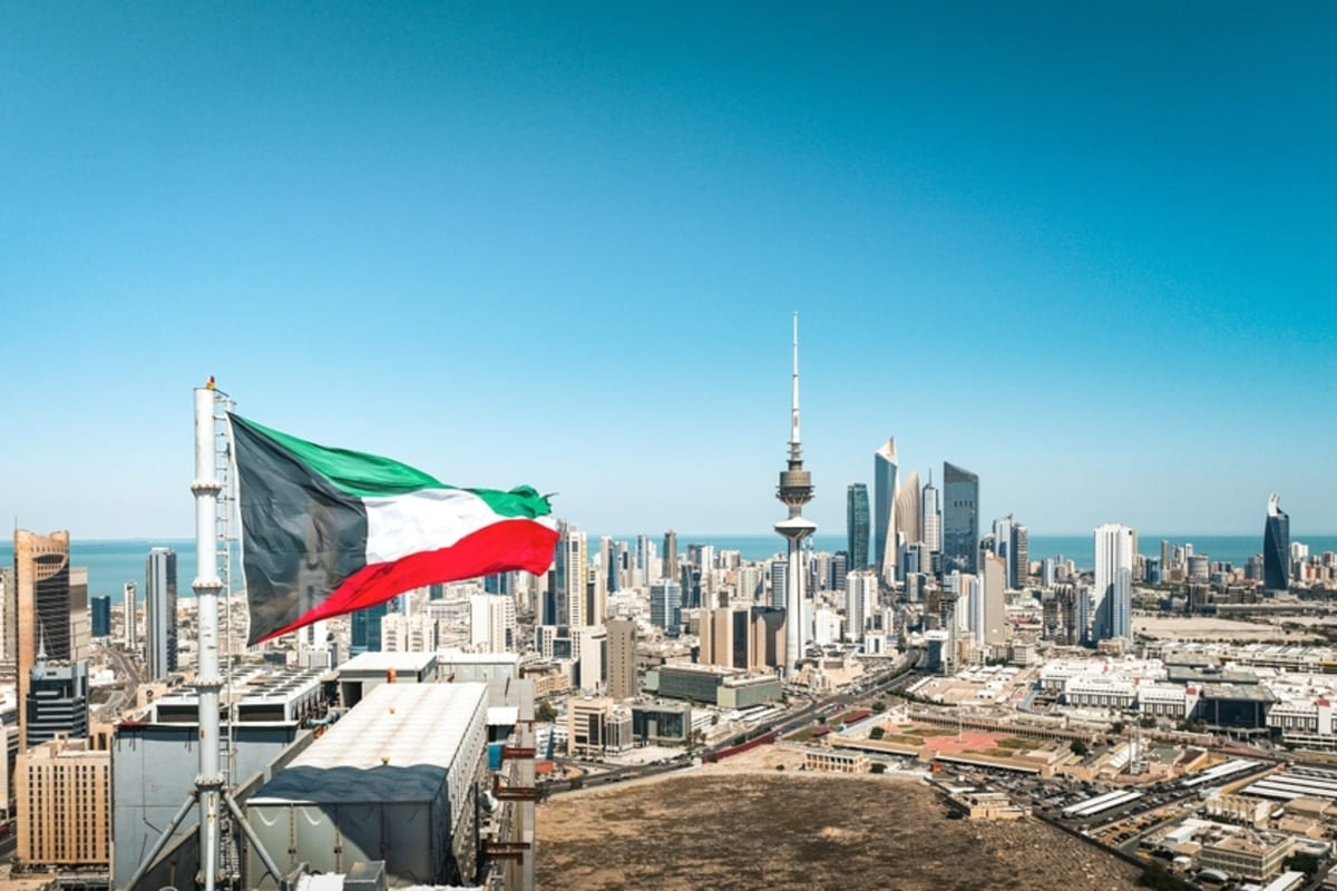 Kuwait raises residency and visa fees under new foreigners' residency law