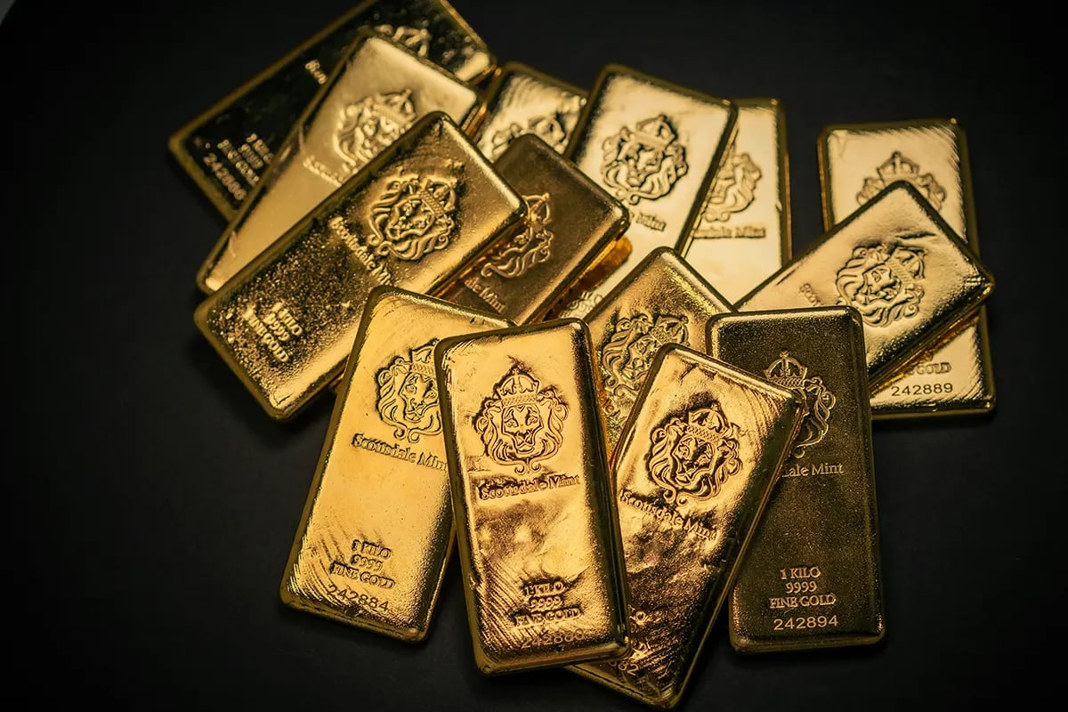 UAE unveils world’s first fintech-enabled gold ATM