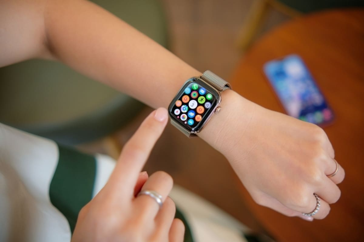 WhatsApp launches standalone Apple Watch app enhancing messaging with ...