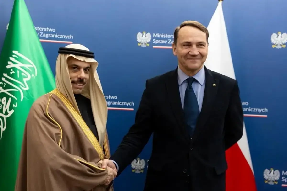 Saudi Arabia and Poland sign mutual visa exemption deal, commit to ...