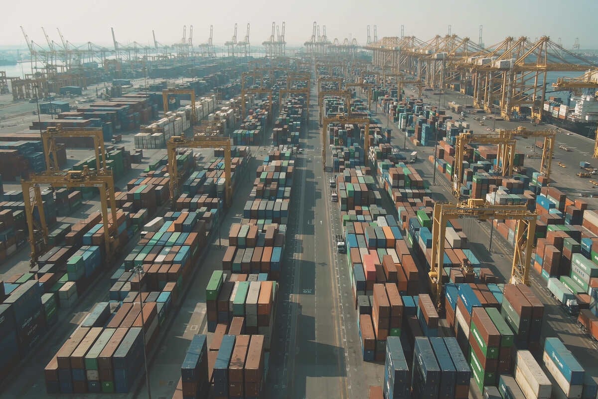 How the Dubai-Oman Green Corridor is set to strengthen regional supply ...