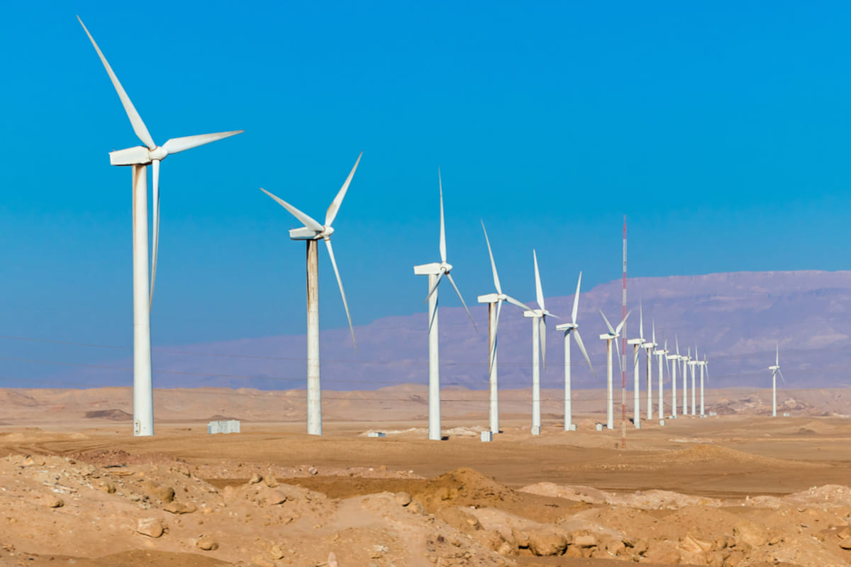 Egypt signs deal with China for first wind turbine factory and 2,000MW ...