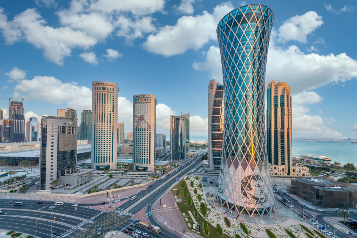Qatar's growing real estate market: $381.78 million traded through 350 ...