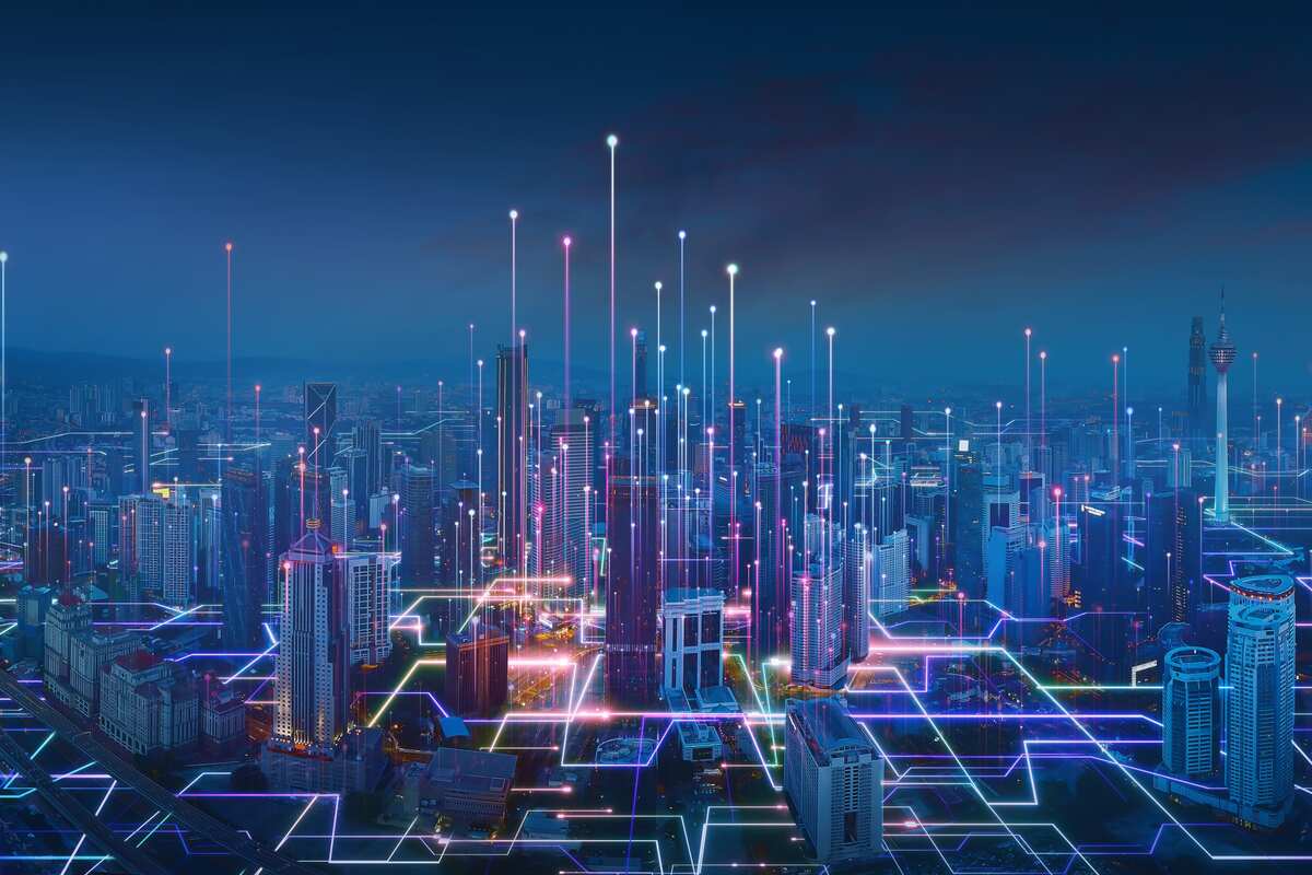 UAE leads global fiber connectivity for 8 years in a row with 99.3 ...