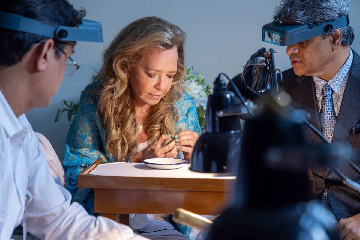 Chopard launches the Insofu Collection: 15 emerald pieces embodying ...