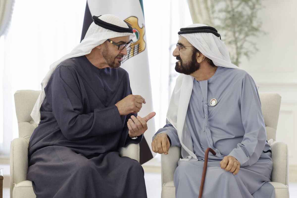 UAE President receives Dubai Ruler at Qasr Al Bahr