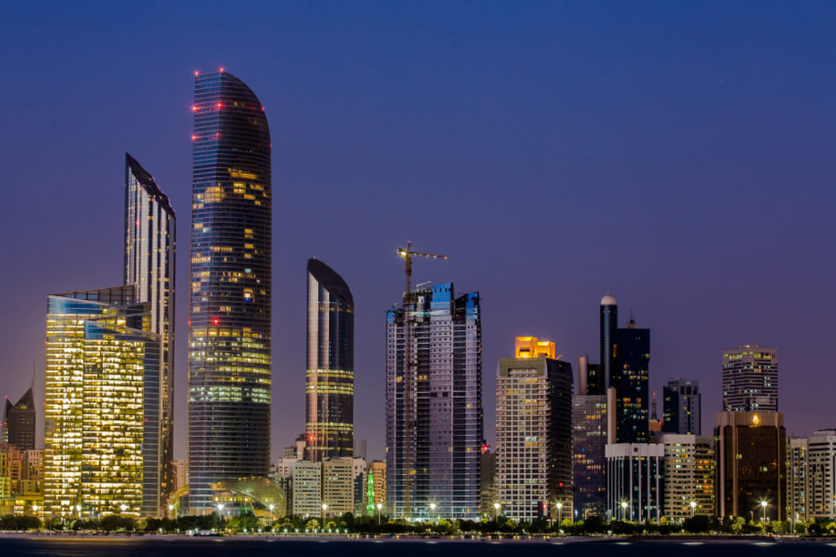 5 Abu Dhabi waterfront locations driving premium real estate investment ...
