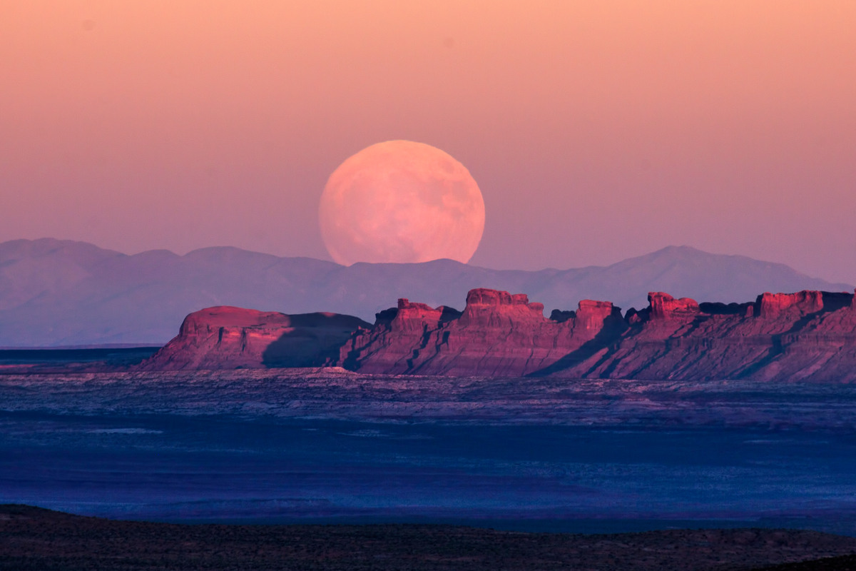 First supermoon of 2025 to shine over the Arab world tonight