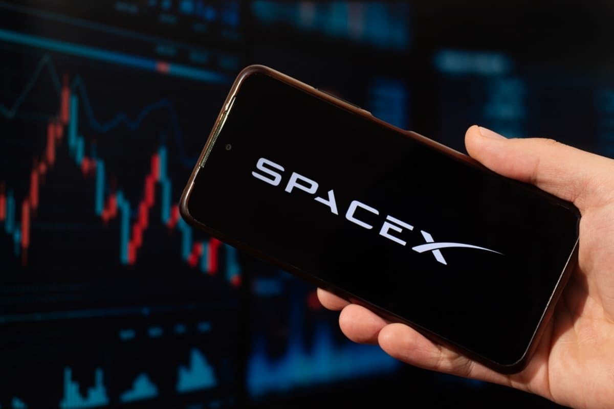 SpaceX stock plunges below IPO price after $400 billion market value ...